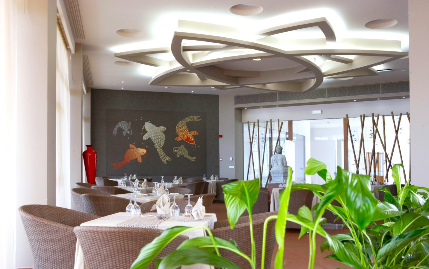 Dining - Atrium Platinum